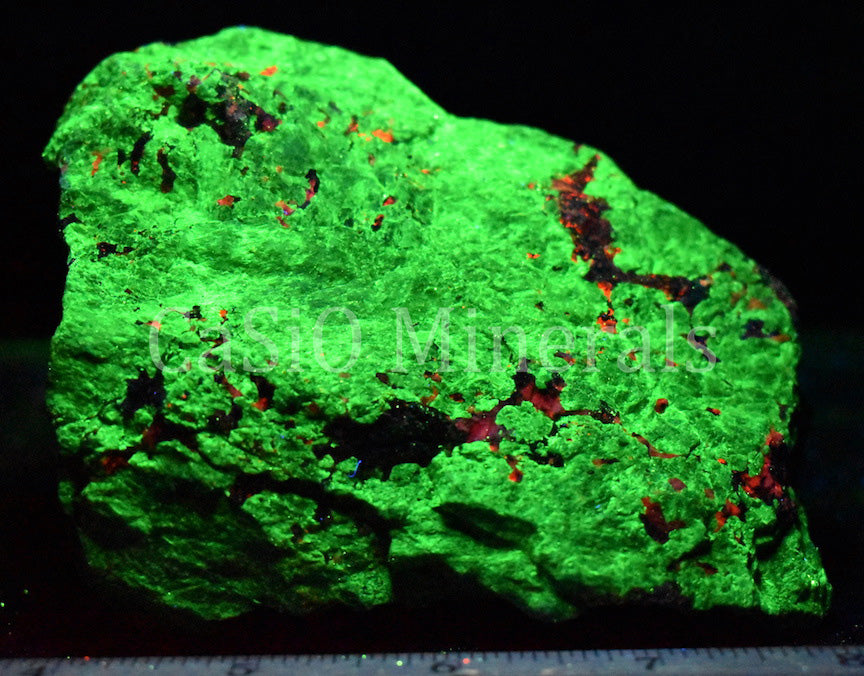 Grey/Black Willemite – CaSiO Minerals